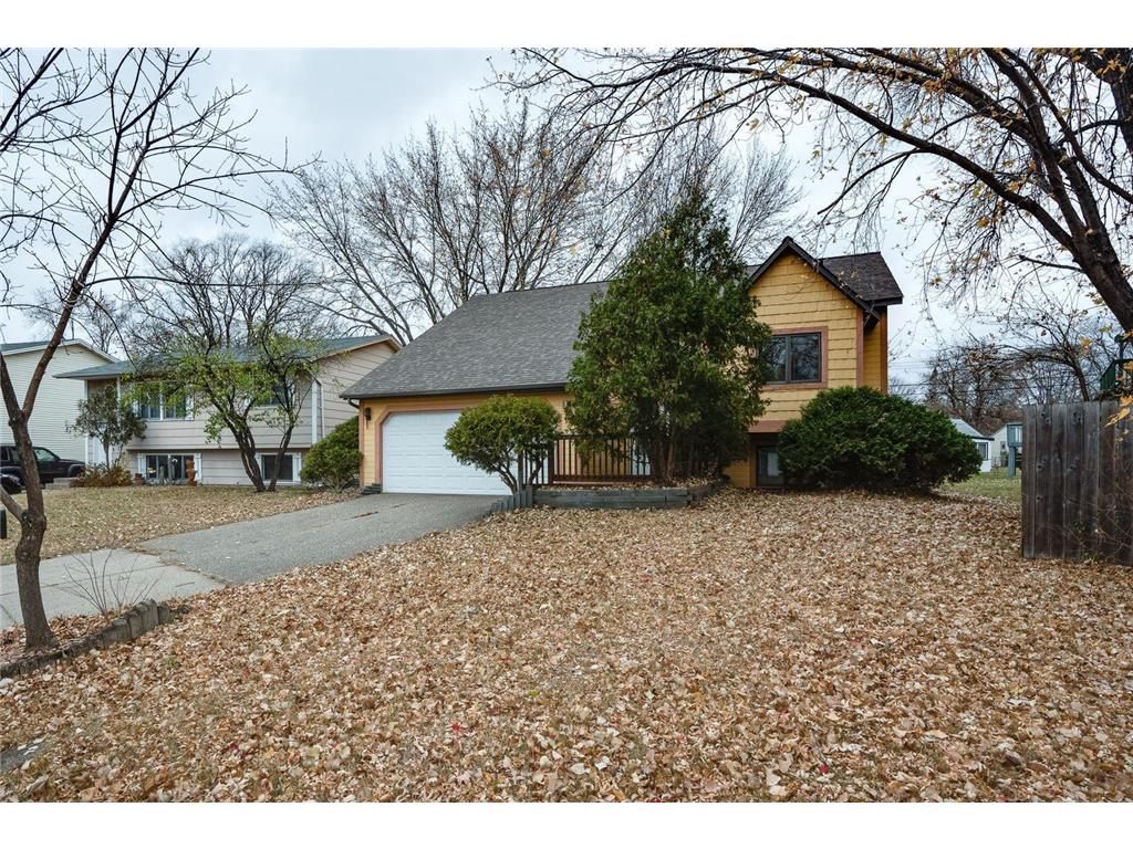 5402 Angeline Avenue N, Crystal, MN, 55429 | MLS: 6304941 | Edina Realty