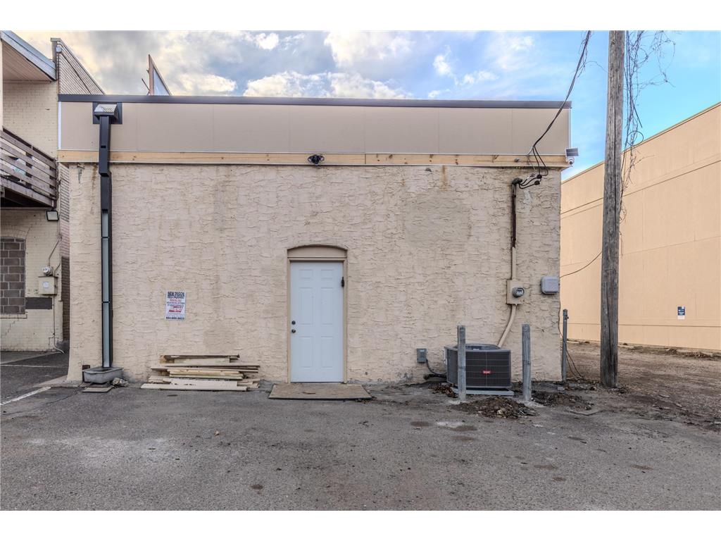 542 Rice Street, Saint Paul, MN, 55103 | MLS: 6500729 | Edina Realty