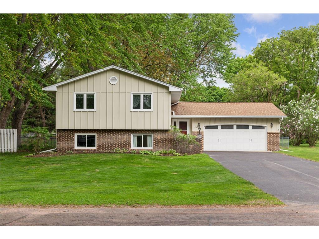 5431 Township Drive, White Bear Twp, MN, 55110 | MLS: 6725026 | Edina ...