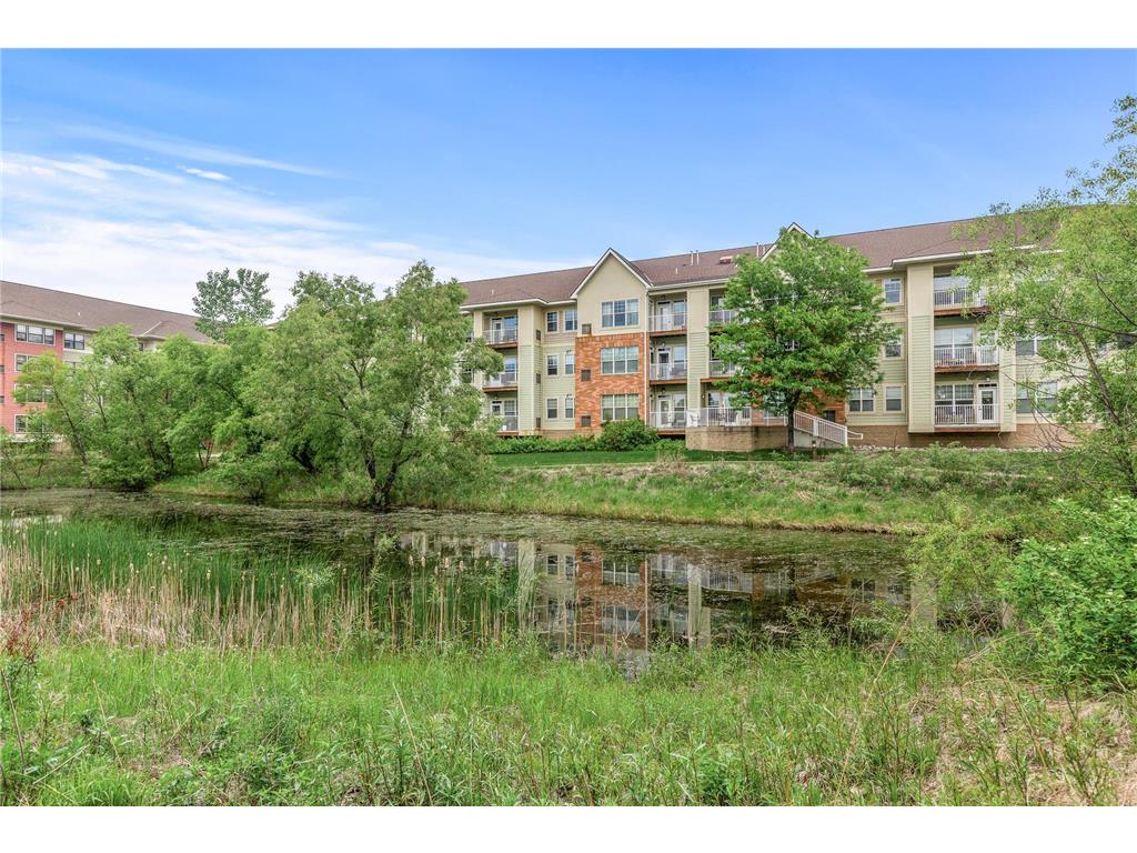 5445 Boone Avenue N #216, New Hope, MN, 55428 | MLS: 6725473 | Edina Realty
