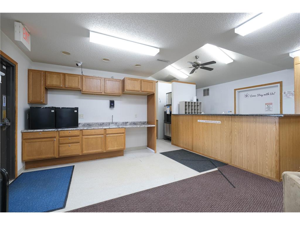 550 Commerce Drive, Le Center, MN, 56057 | MLS: 6621310 | Edina Realty