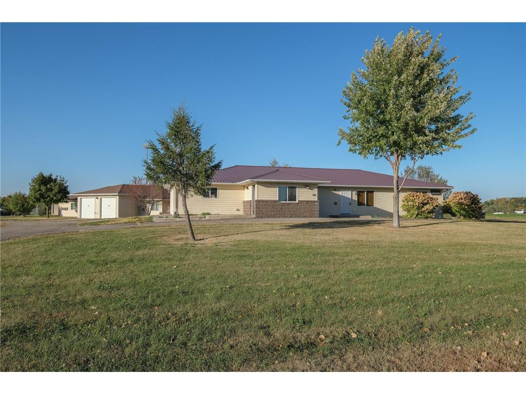 550 Commerce Drive, Le Center, MN, 56057 | MLS: 6621310 | Edina Realty