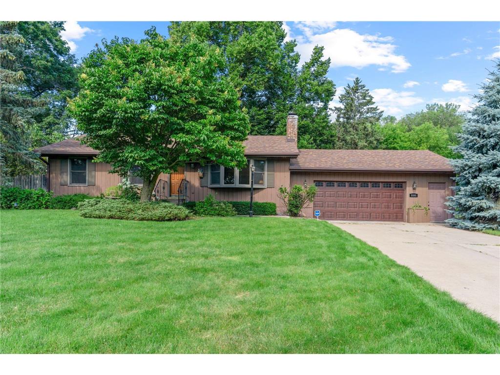 5505 Cottage Avenue, White Bear Twp, MN, 55110 | MLS: 6557293 | Edina ...