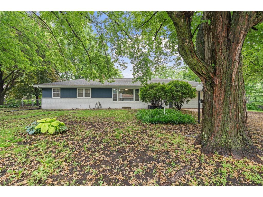 5505 Joyce Street, Maple Plain, MN, 55359 | MLS: 6721866 | Edina Realty