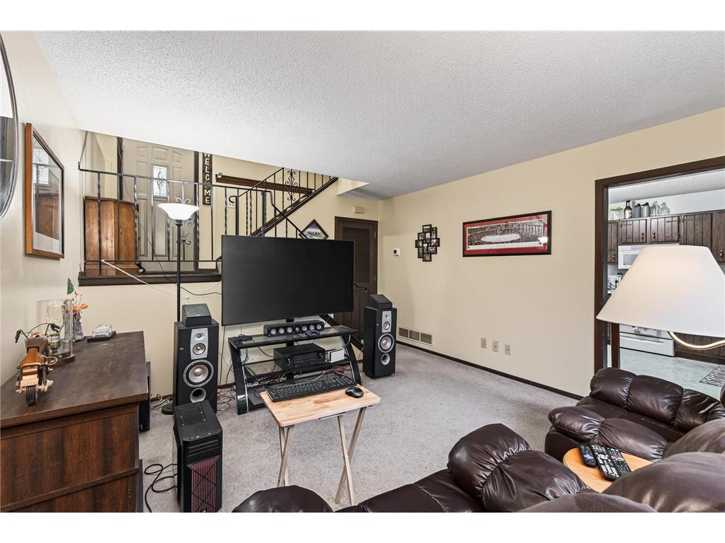 5531 Maryland Avenue N, New Hope, MN, 55428 | MLS: 6824795 | Edina Realty