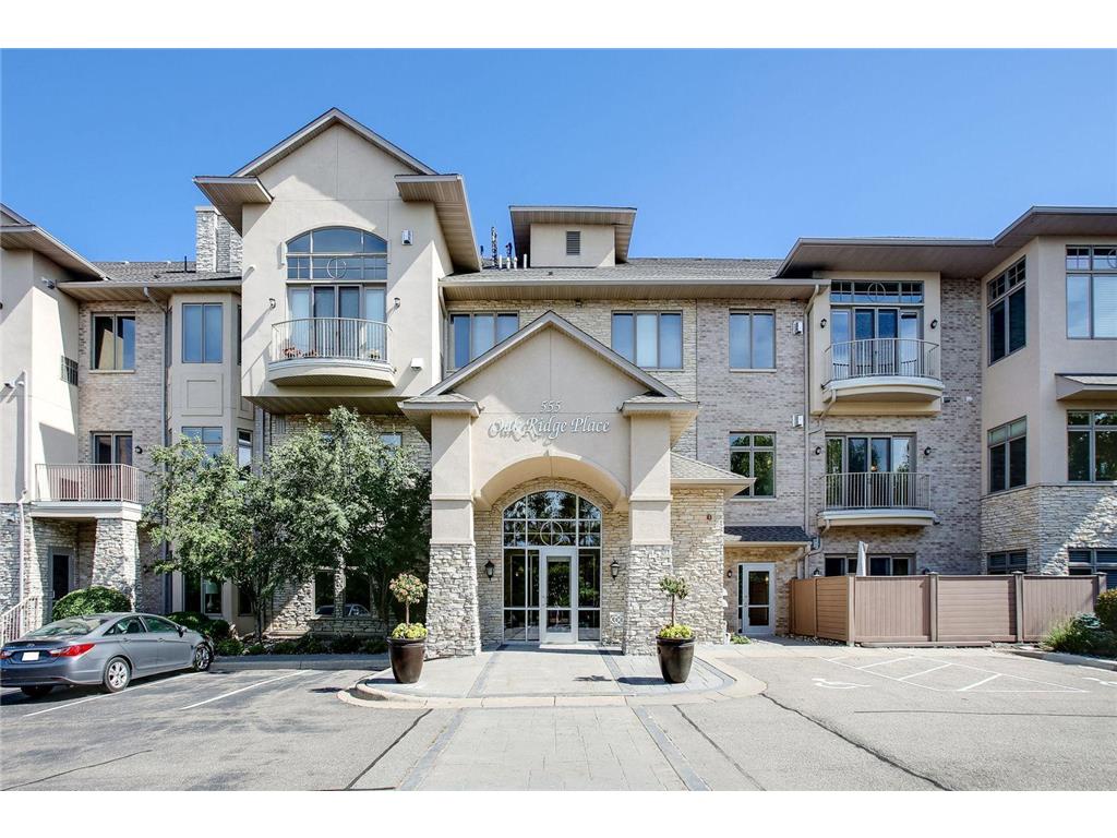 555 Oak Ridge Place #240, Hopkins, MN, 55305 | MLS: 6230627 | Edina Realty