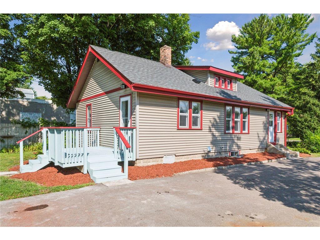 5565 Main Street W, Maple Plain, MN, 55359 | MLS: 6769257 | Edina Realty