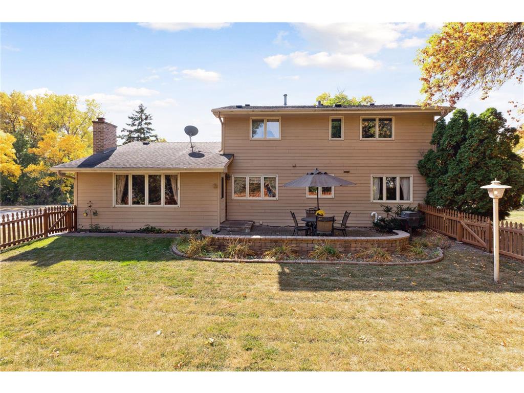 5600 Valley Lane, Edina, MN, 55439 | MLS: 7757787 | Edina Realty