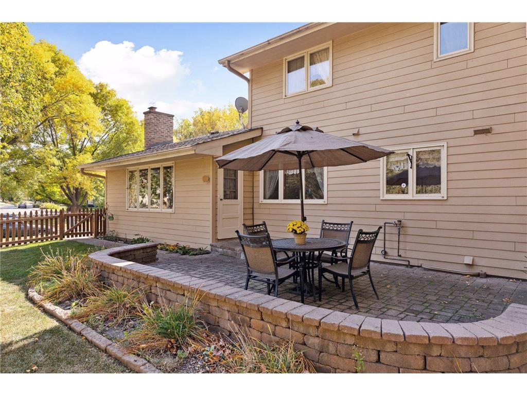 5600 Valley Lane, Edina, MN, 55439 | MLS: 7757787 | Edina Realty