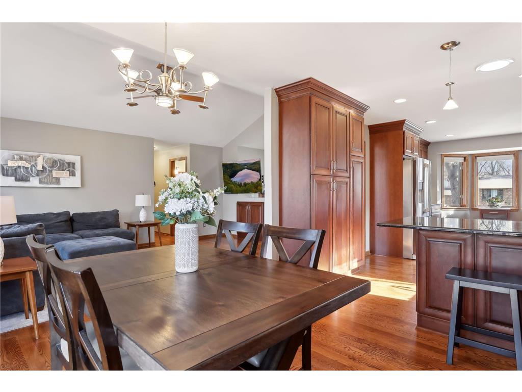 5605 Royal Oaks Drive, Shoreview, MN, 55126 | MLS: 6494289 | Edina Realty