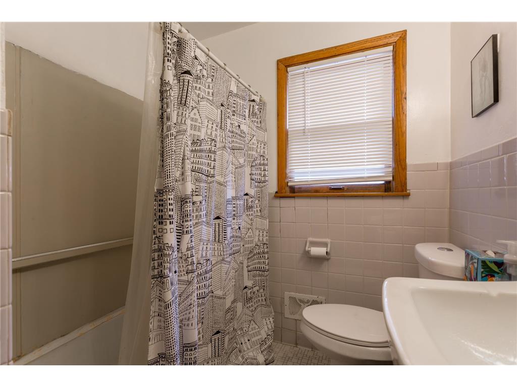 5608 28th Avenue S, Minneapolis, MN, 55417 | MLS: 6697320 | Edina Realty