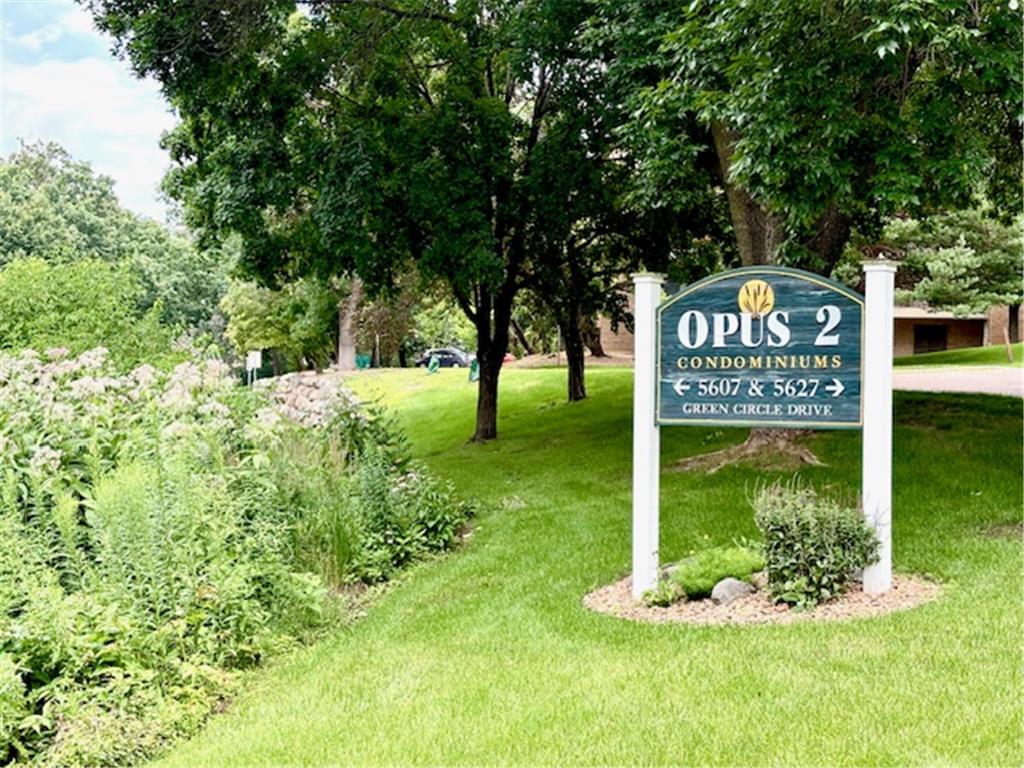 5627 Green Circle Drive #301, Minnetonka, MN, 55343 | MLS: 6571109 ...