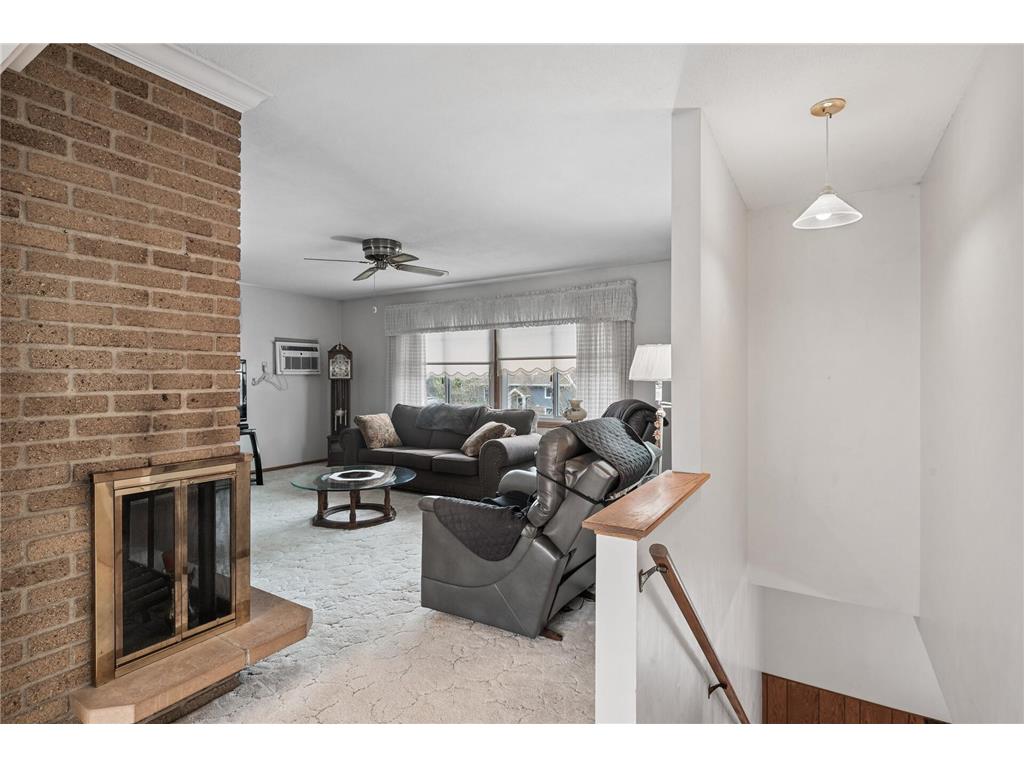 564 Miriam Street, Mendota Heights, MN, 55118 | MLS: 6529815 | Edina Realty