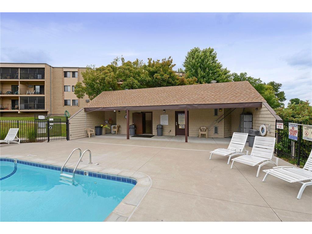 5643 Green Circle Drive #312, Minnetonka, MN, 55343 | MLS: 6789496 ...