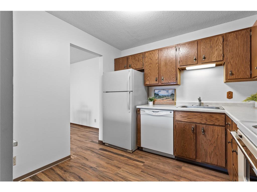 5697 Green Circle Drive #213, Minnetonka, MN, 55343 | MLS: 6678621 ...