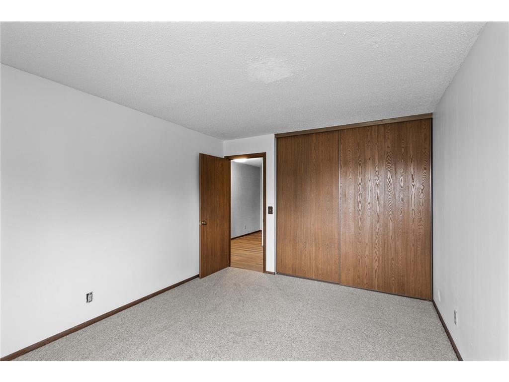 5697 Green Circle Drive #213, Minnetonka, MN, 55343 | MLS: 6678621 ...