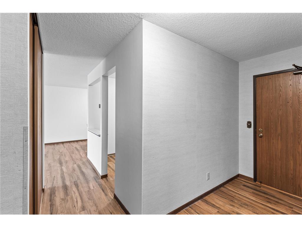 5697 Green Circle Drive #213, Minnetonka, MN, 55343 | MLS: 6678621 ...