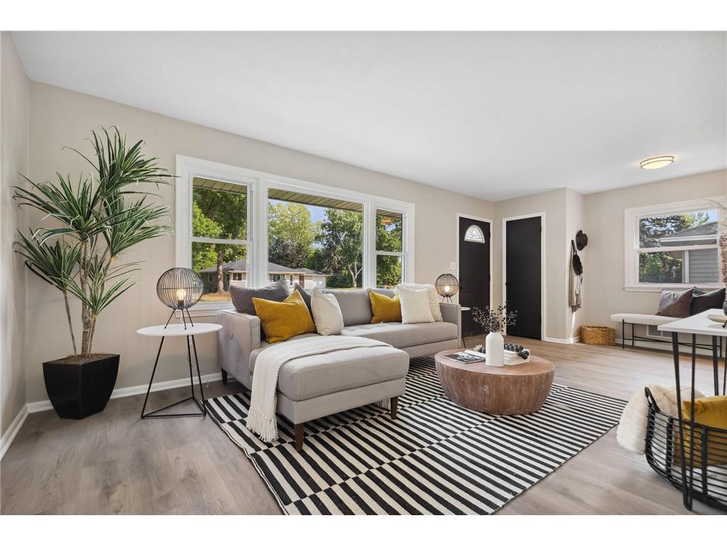 5724 Moore Lake Drive W, Fridley, MN, 55432 | MLS: 6405100 | Edina Realty