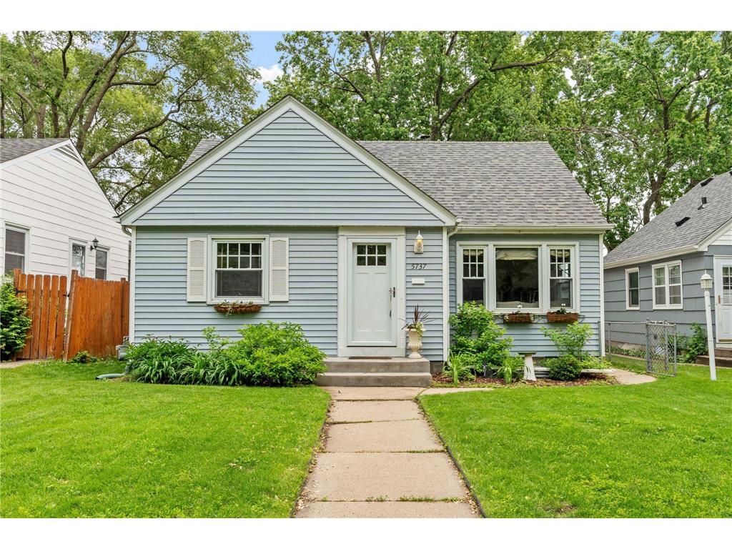 5737 Vincent Avenue S, Minneapolis, MN, 55410 | MLS: 6730756 | Edina Realty