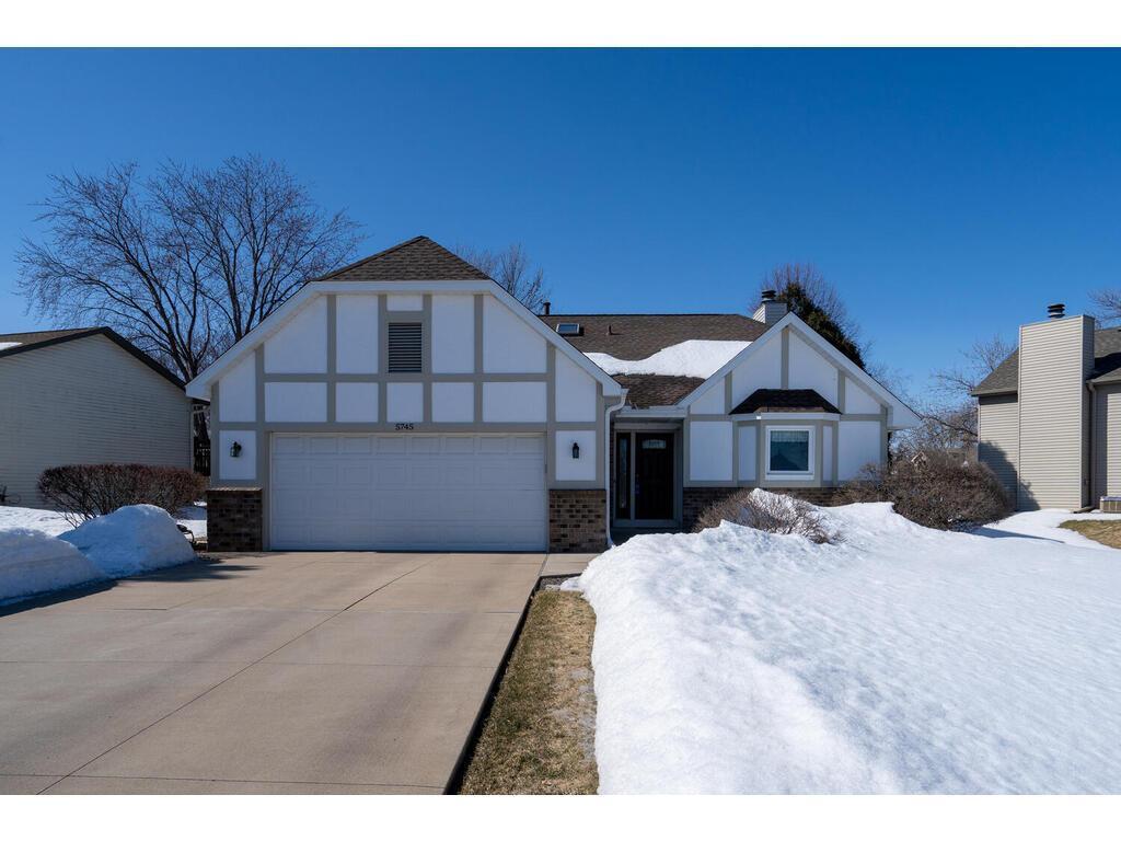 5745 Meadowview Drive, White Bear Twp, MN, 55110 | MLS: 6345354 | Edina ...