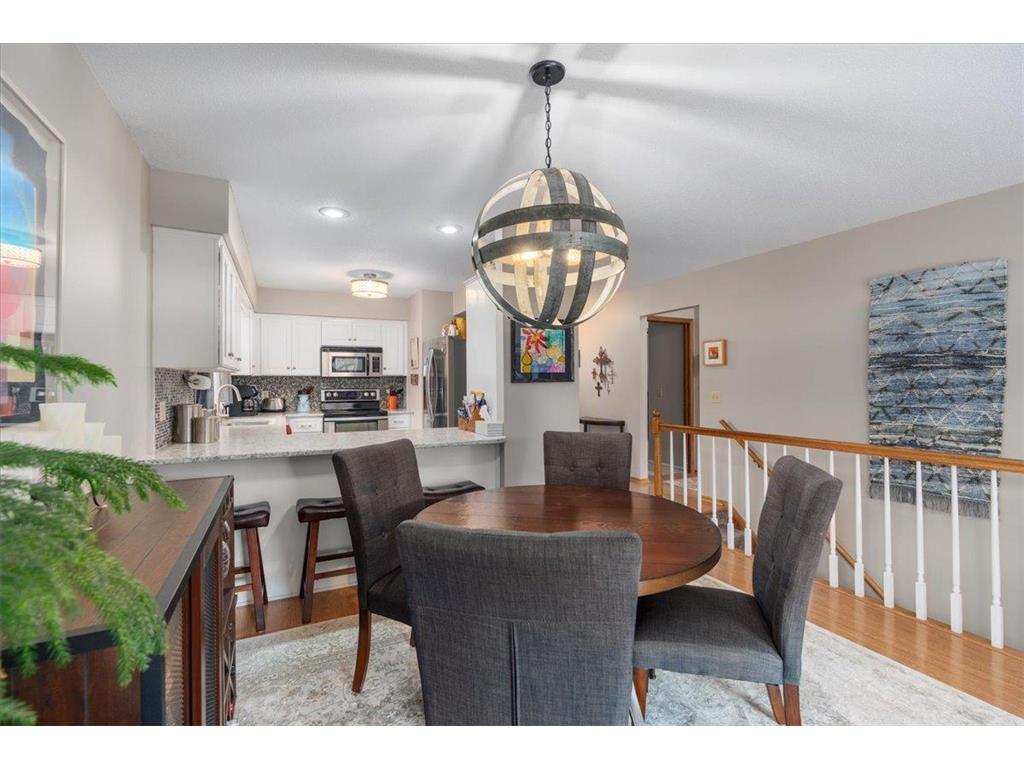 580 Evergreen Drive #21, New Richmond, WI, 54017 | MLS: 6693372 | Edina ...