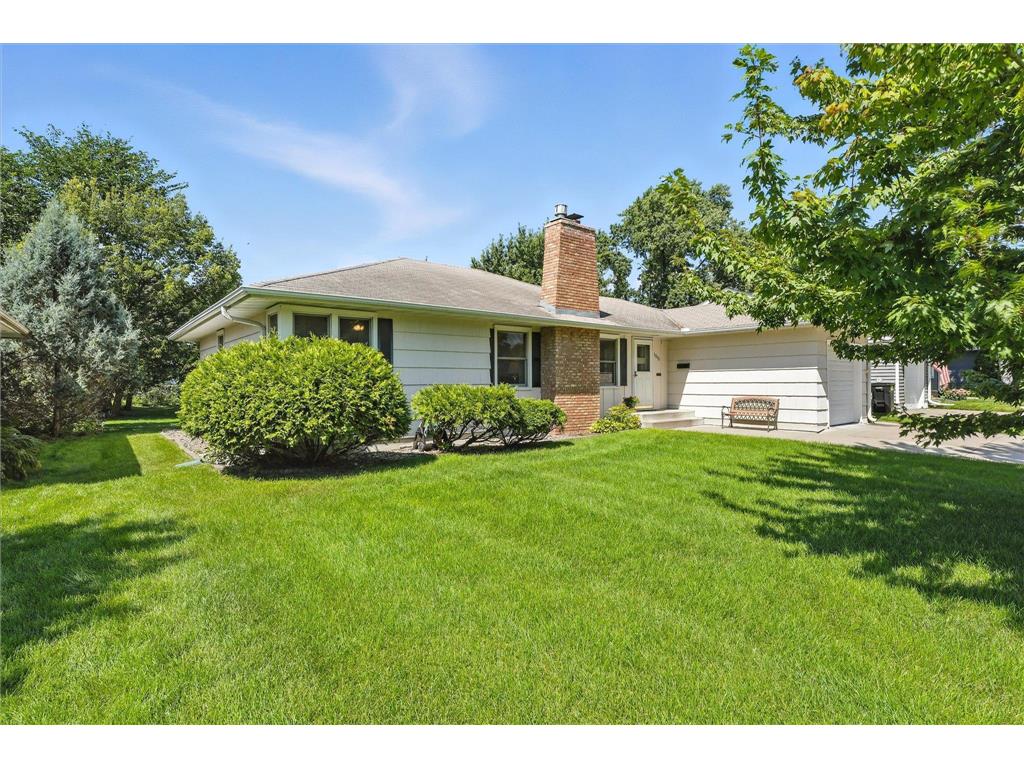 5808 Chowen Avenue S, Edina, MN, 55410 | MLS: 6771286 | Edina Realty