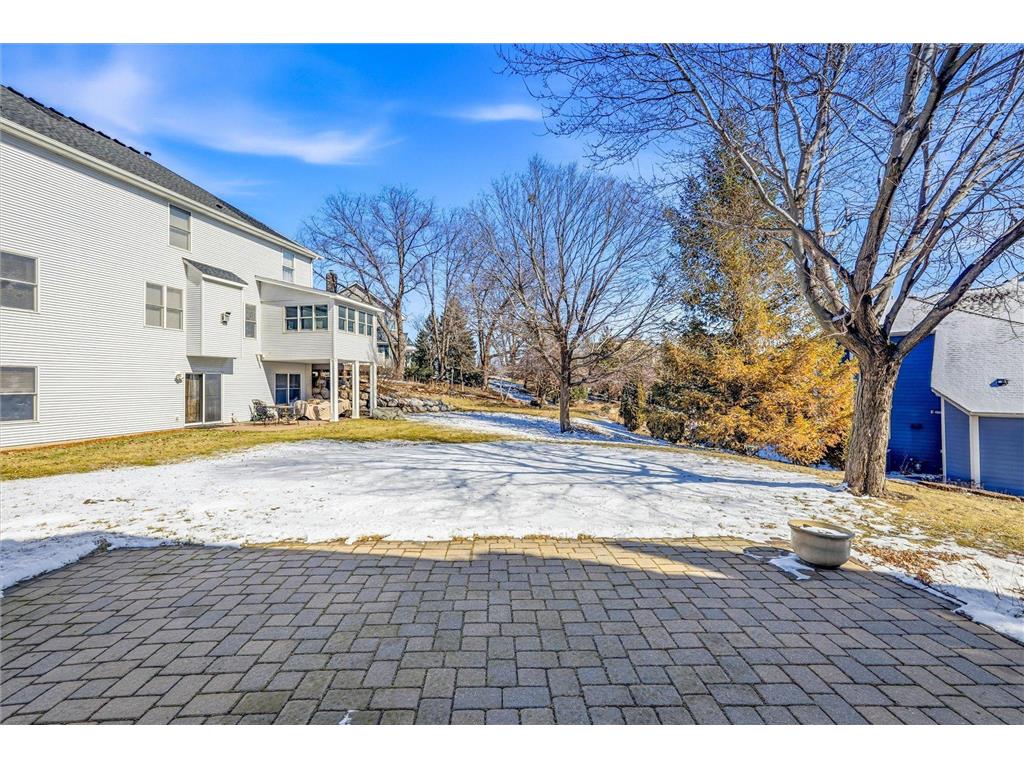 585 High Ridge Circle, Mendota Heights, MN, 55118 | MLS: 6784178 ...
