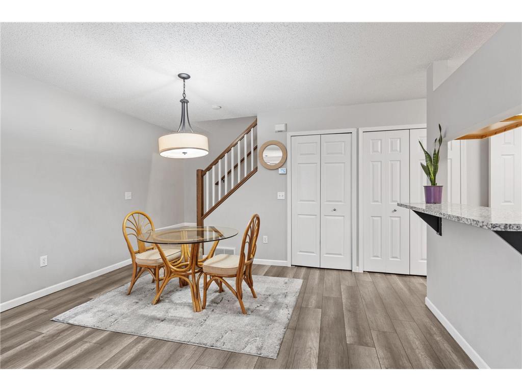 587 Mariner Way, Woodbury, MN, 55129 | MLS: 6814703 | Edina Realty