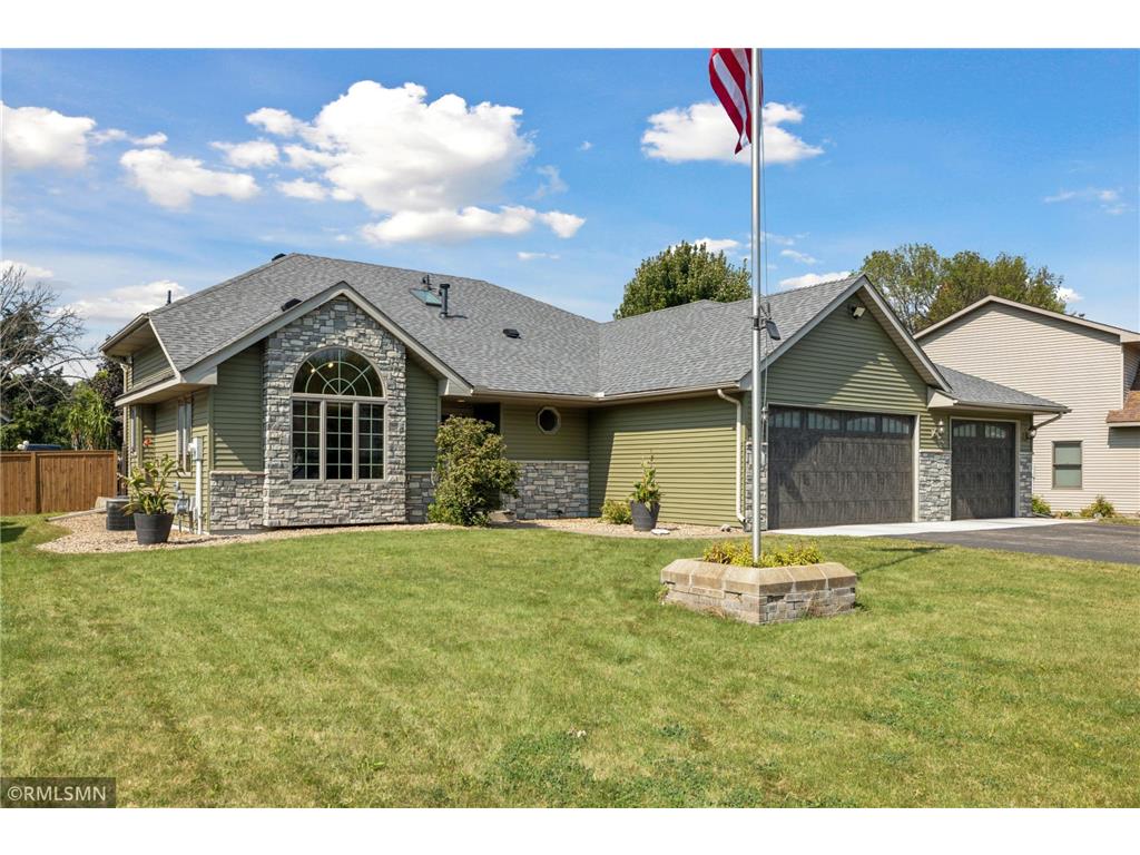 5873 Bayberry Drive, White Bear Twp, MN, 55110 | MLS: 6655513 | Edina ...