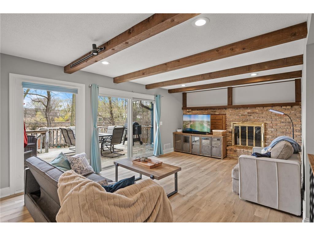 5912 Walnut Drive, Edina, MN, 55436 | MLS: 6511603 | Edina Realty