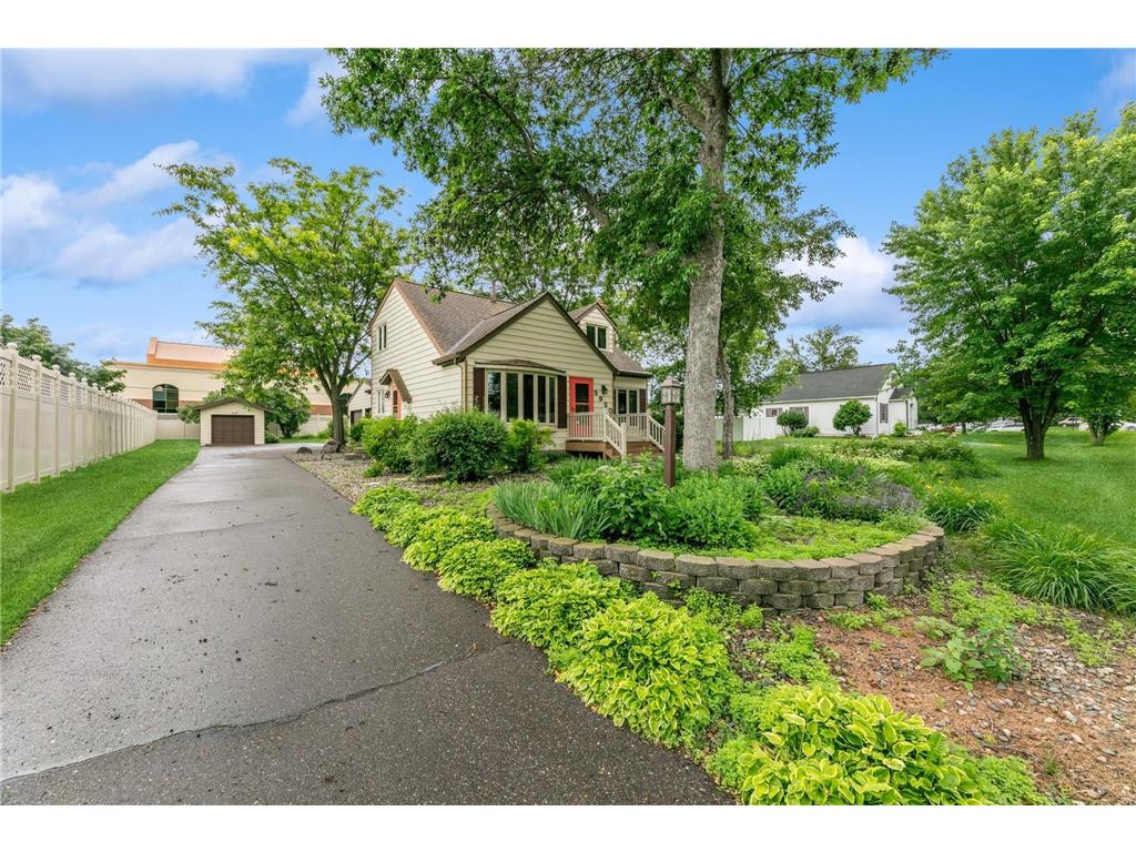 5920 Maple Street, Rockford, MN, 55373 | MLS: 6543355 | Edina Realty