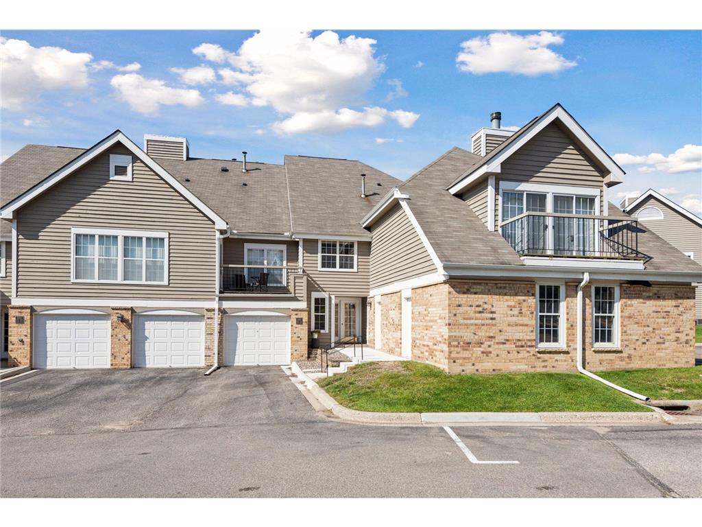 5988 Chasewood Parkway #4, Minnetonka, MN, 55343 | MLS: 6561686 | Edina ...
