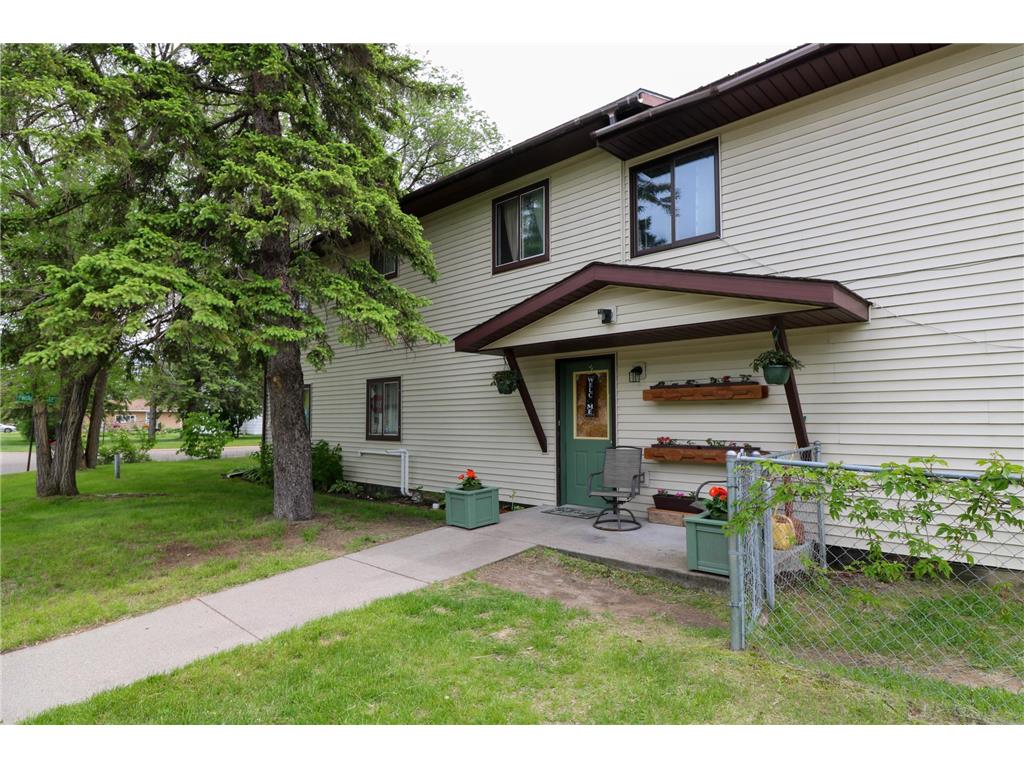 601 Pershing Avenue SE, Bemidji, MN, 56601 | MLS: 6547332 | Edina Realty