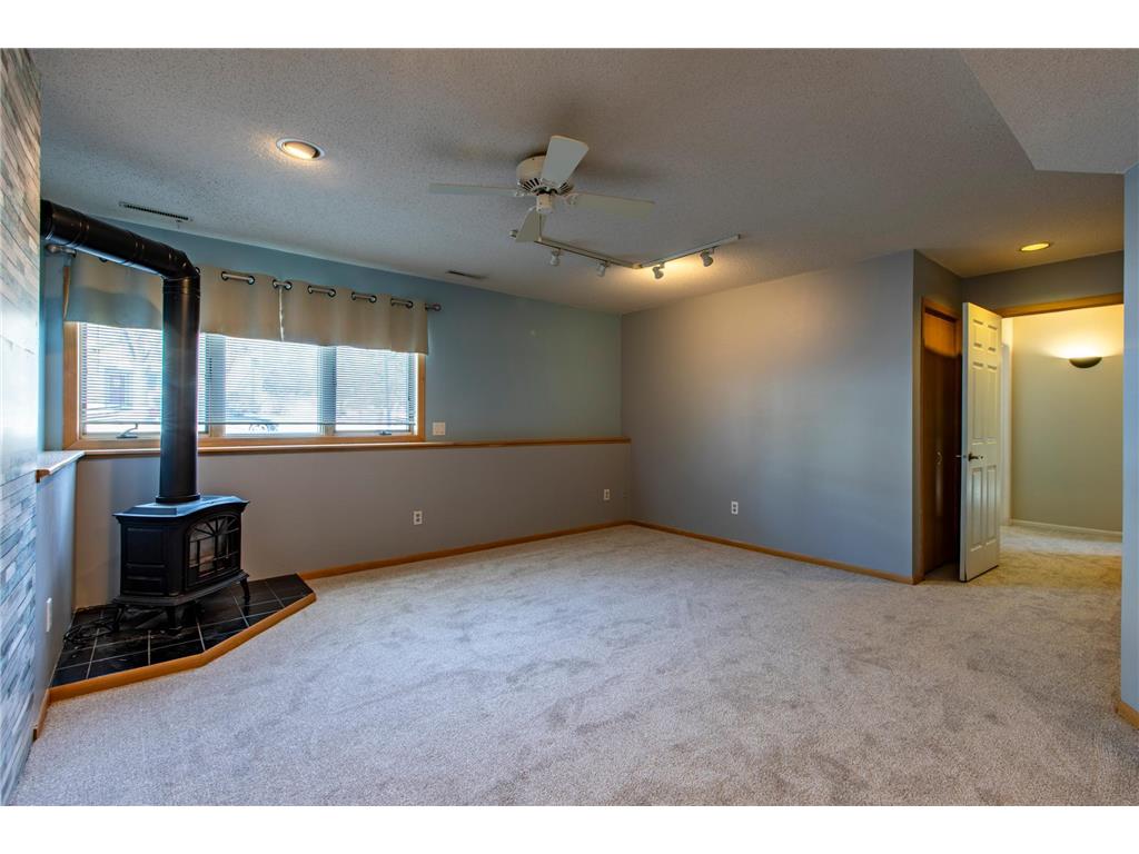 602 Cortland Lane SW, Rochester, MN, 55902 | MLS: 6754038 | Edina Realty