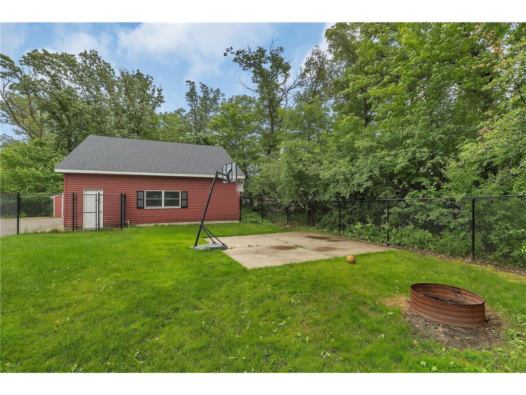 6023 County Road 136, Saint Augusta, MN, 56301 | MLS: 6732106 | Edina ...