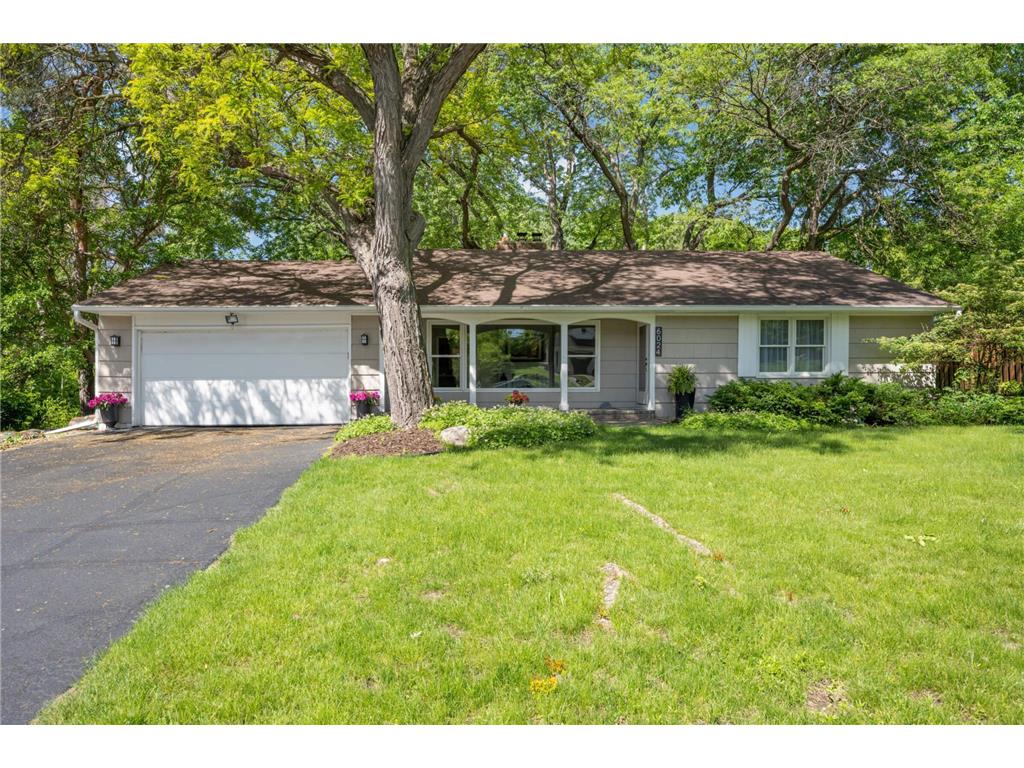 6024 Walnut Drive, Edina, MN, 55436 | MLS: 6540470 | Edina Realty