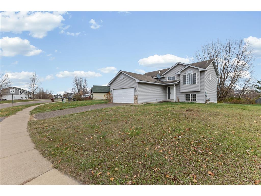 605 Horseshoe Lane, Braham, MN, 55006 | MLS: 6809802 | Edina Realty