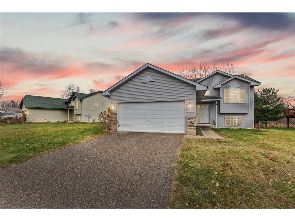 605 Horseshoe Lane, Braham, MN, 55006 | MLS: 6809802 | Edina Realty