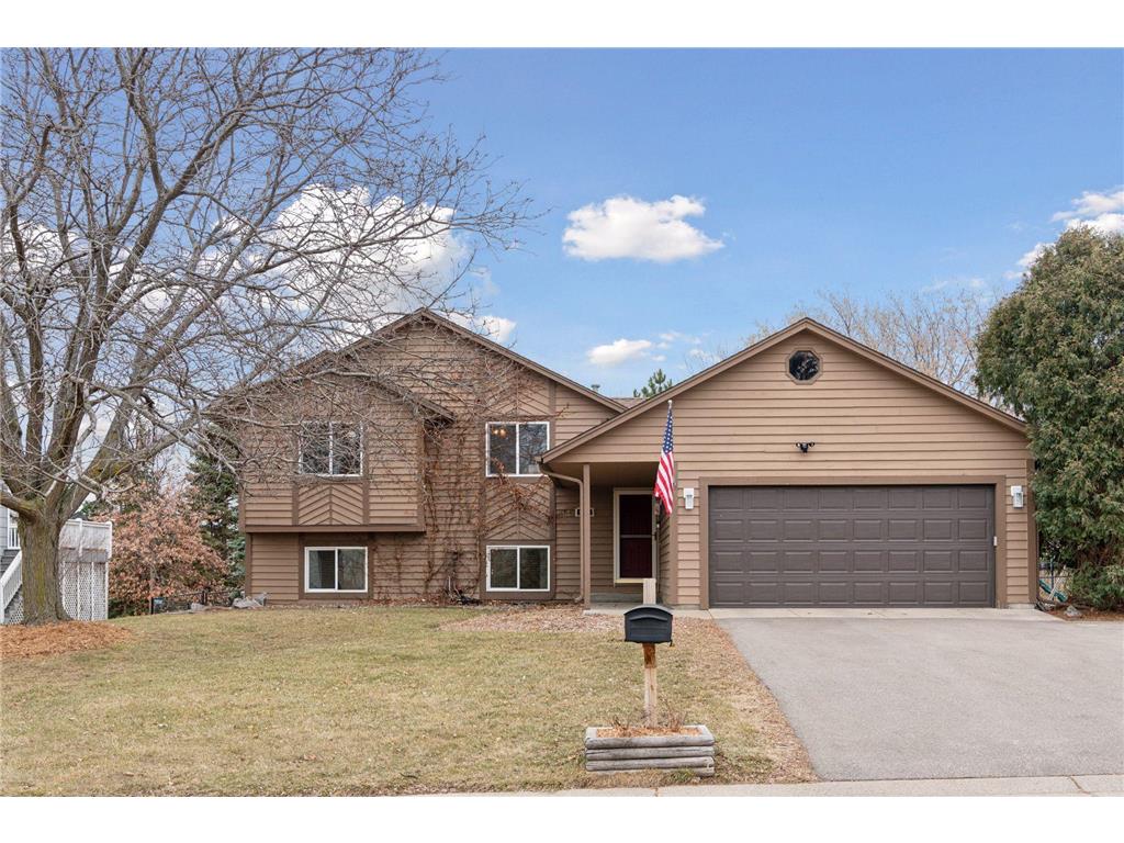 6059 W 140th Street, Savage, MN, 55378 | MLS: 6491243 | Edina Realty