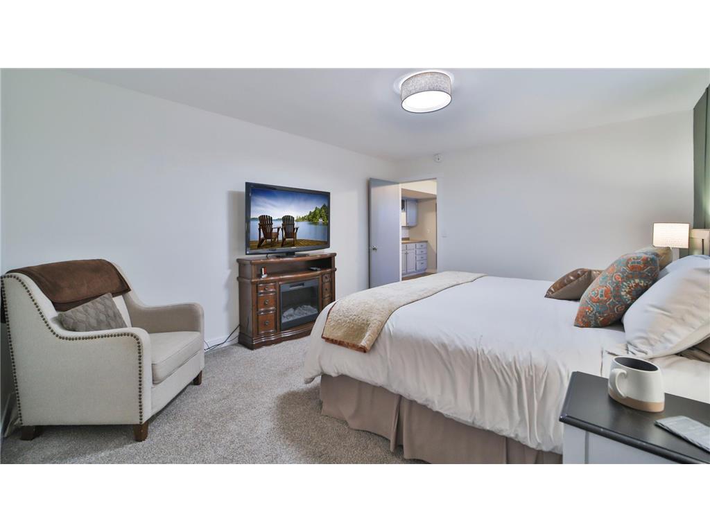 6060 Peace Road, Brainerd, MN, 56401 | MLS: 6531656 | Edina Realty