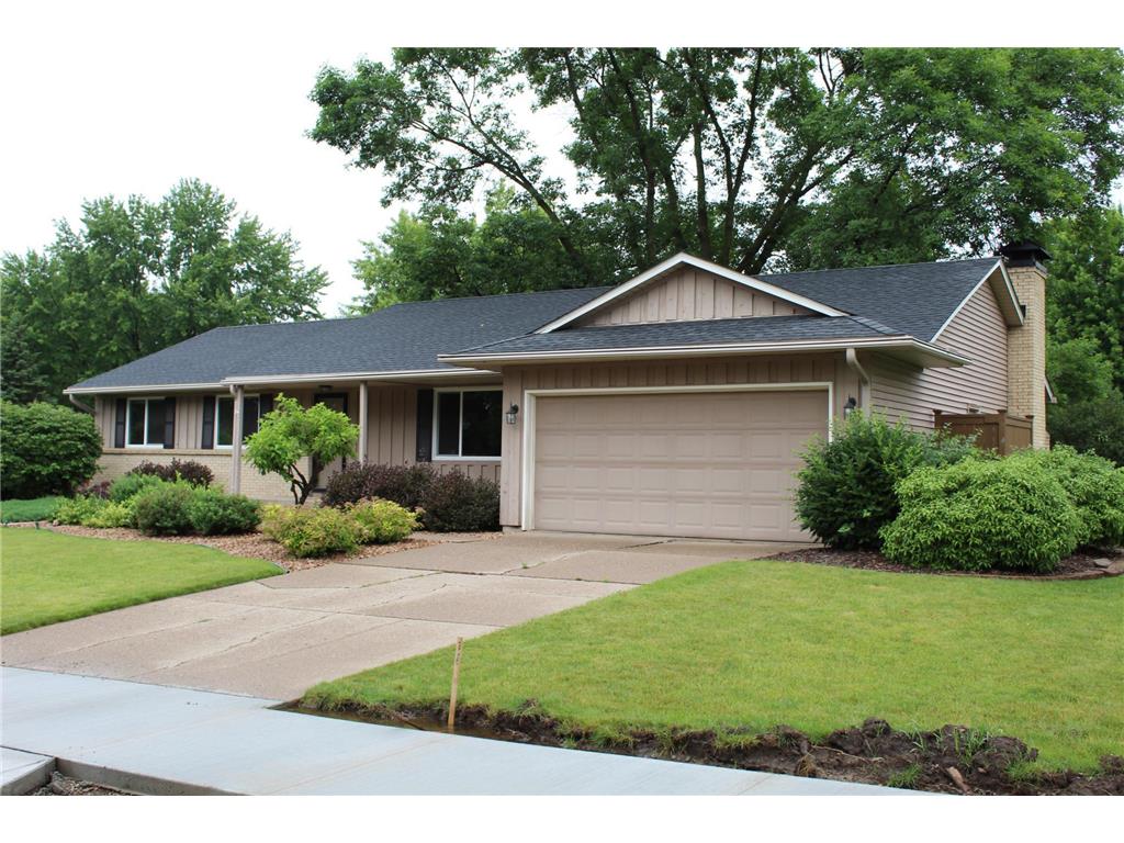 6081 134th Street W, Apple Valley, MN, 55124 | MLS: 6557192 | Edina Realty