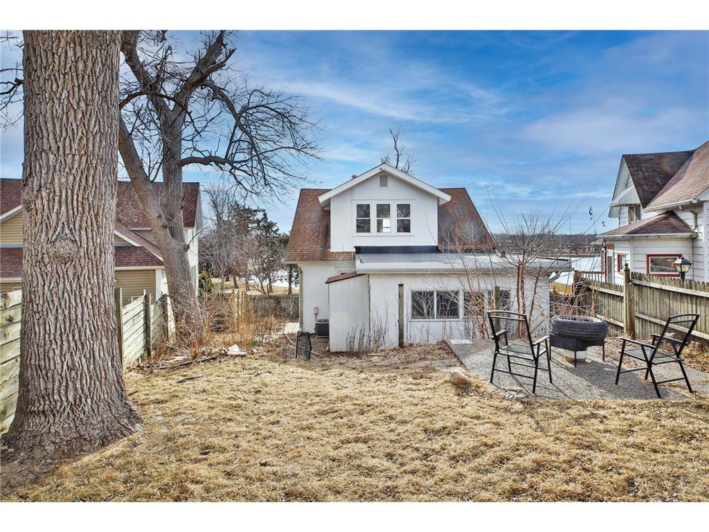 611 Albert Lea Street, Albert Lea, MN, 56007 | MLS: 6670065 | Edina Realty