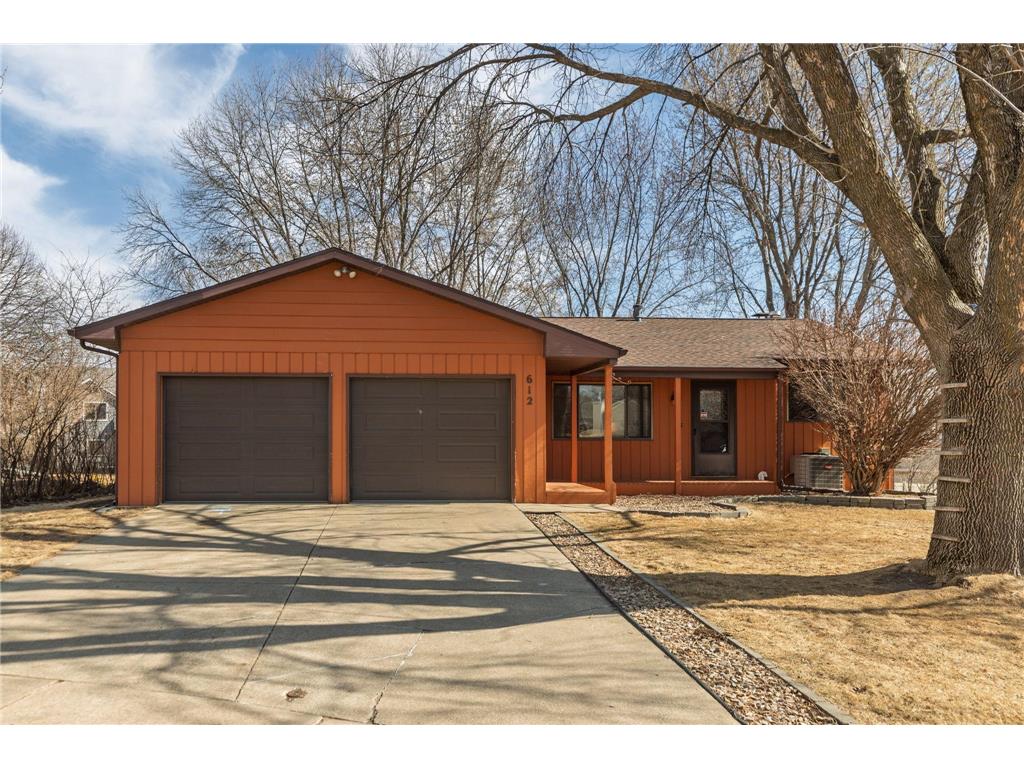 612 33rd Street Lane NW, Rochester, MN, 55901 | MLS: 6685965 | Edina Realty