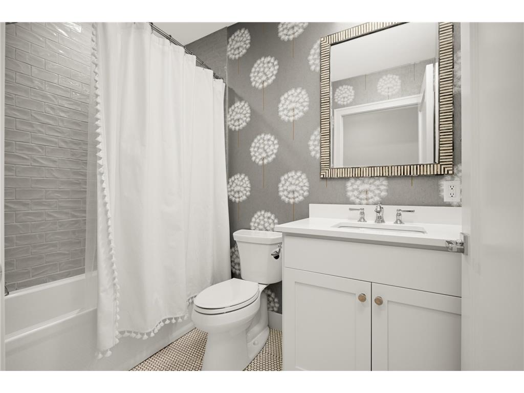 6128 Kellogg Avenue #201B, Edina, MN, 55424 | MLS: 7010588 | Edina Realty