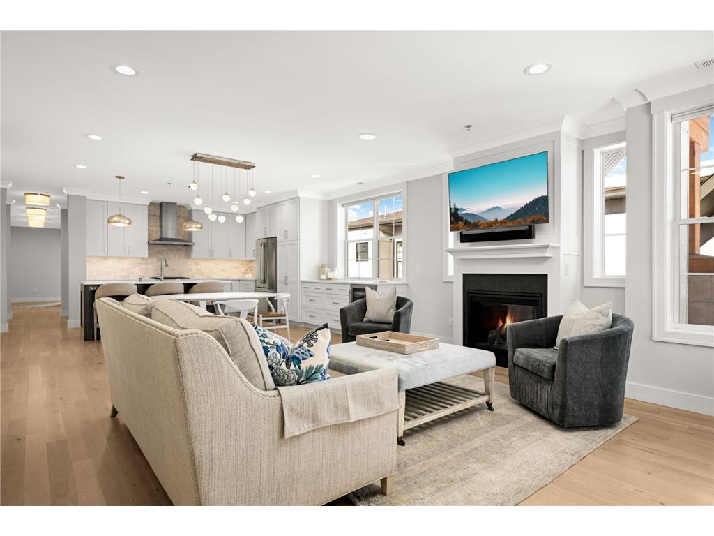 6128 Kellogg Avenue #201B, Edina, MN, 55424 | MLS: 7010588 | Edina Realty