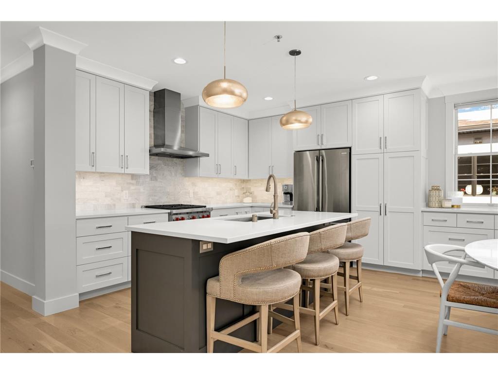 6128 Kellogg Avenue #201B, Edina, MN, 55424 | MLS: 7010588 | Edina Realty