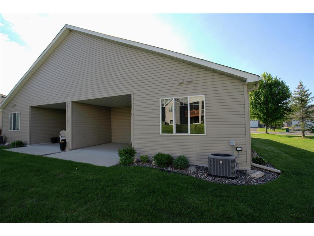 6150 Boulder Ridge Drive, Rockford, MN, 55373 | MLS: 6653304 | Edina Realty