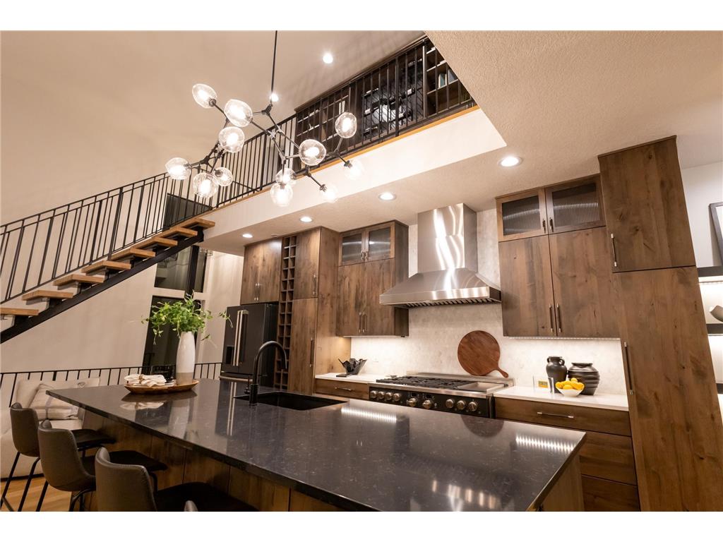 62 E Pleasant Lake Road, North Oaks, MN, 55127 | MLS: 6451519 | Edina ...