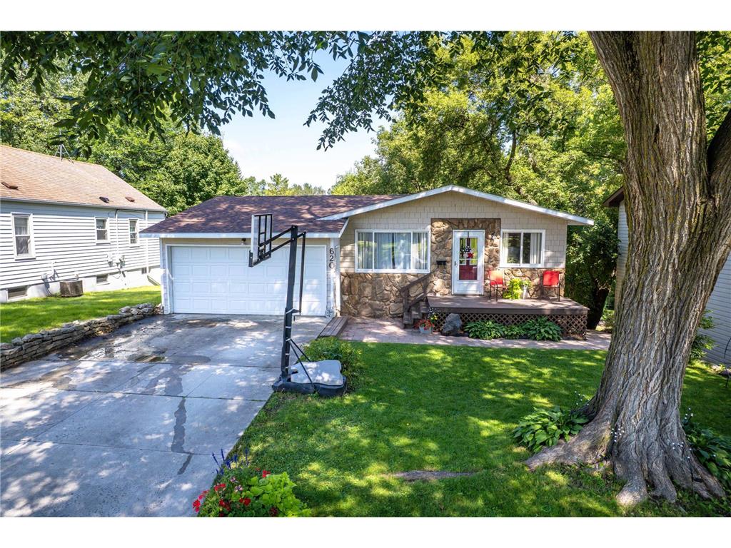 620 W 7th Avenue, Fergus Falls, MN, 56537 | MLS: 6772232 | Edina Realty