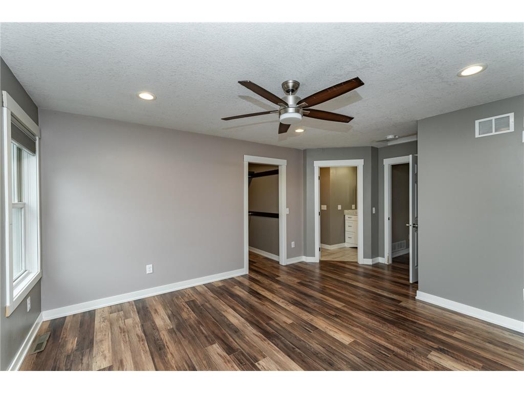 620 W Dwelle Street, Lake City, MN, 55041 | MLS: 6759214 | Edina Realty